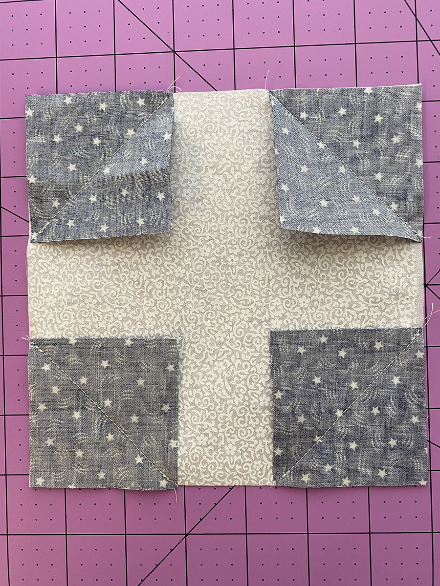 Snowy Evening Snowball Quilt Block - We Like Quilting