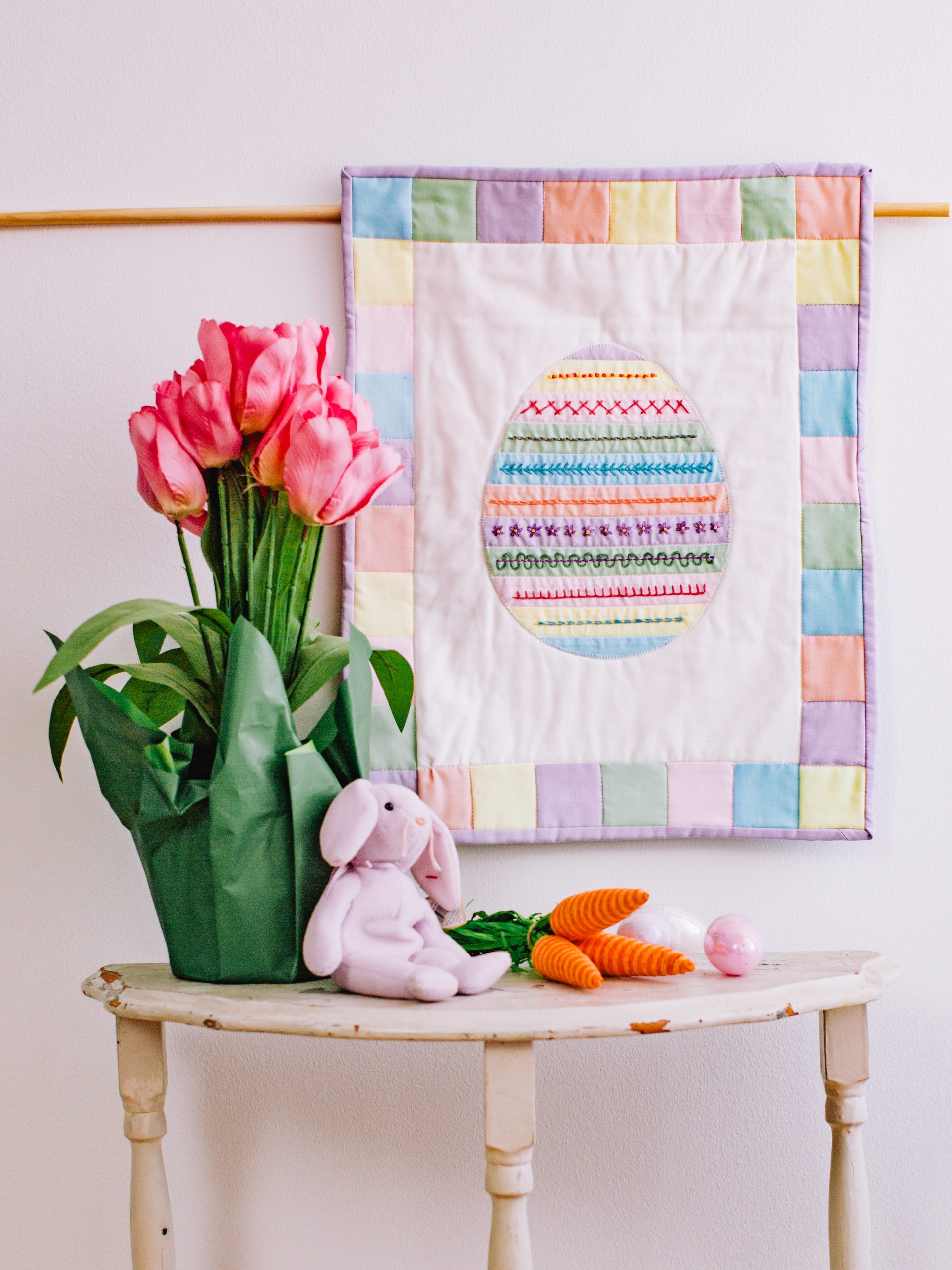 So Egg-Cited Easter Egg Mini Quilt - We Like Quilting