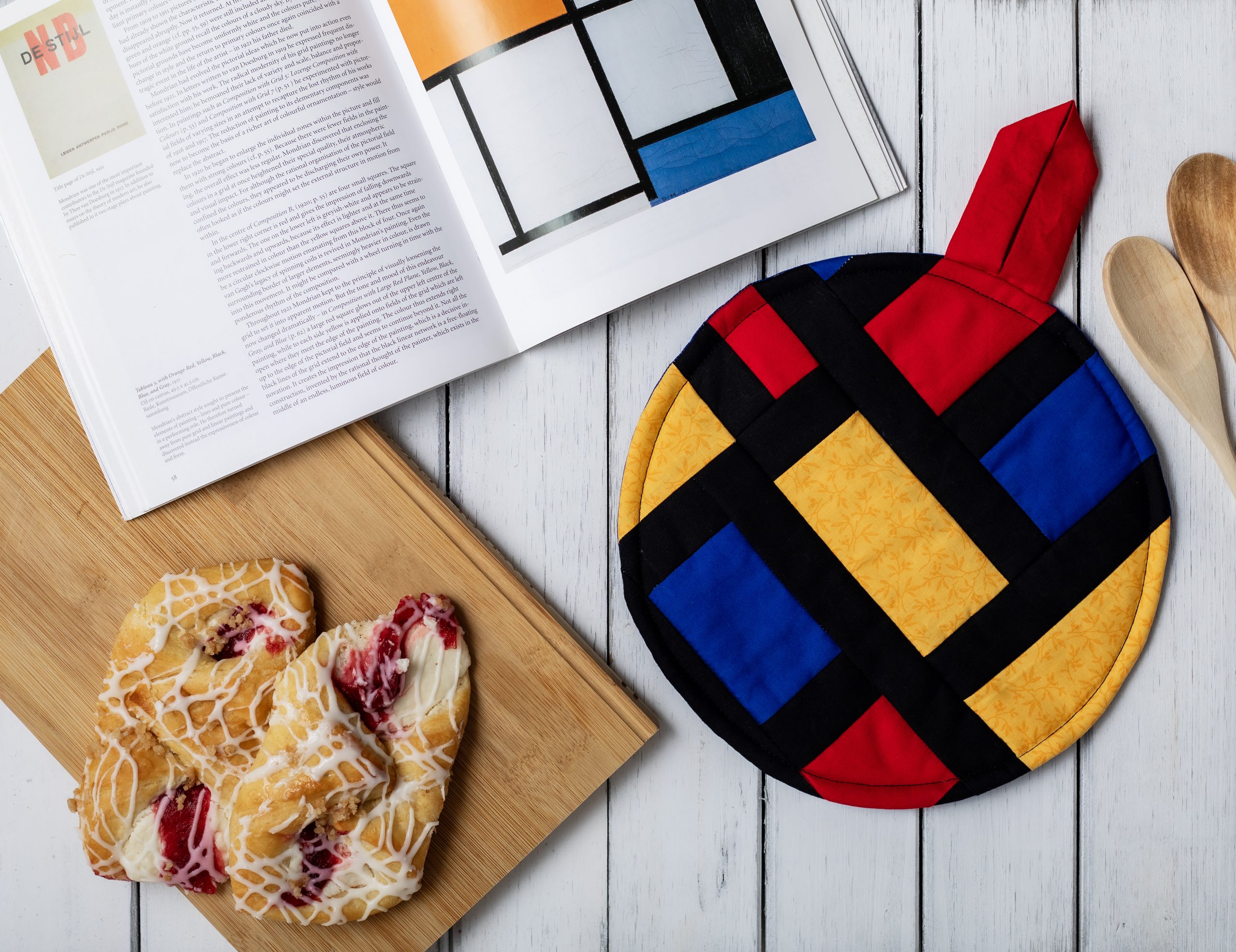 Mondrian Inspired Hot Pad - We Like Quilting